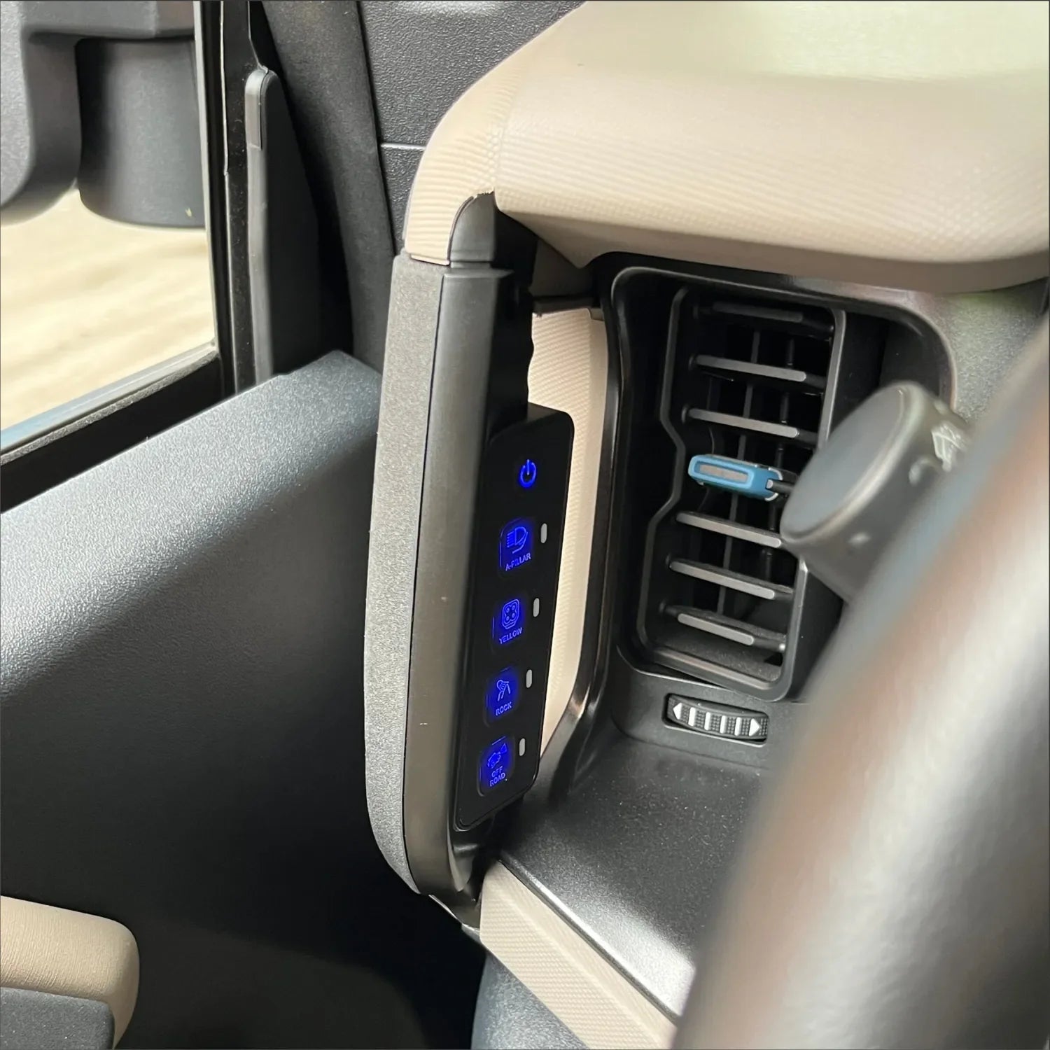 Voswitch B400 S Grab Handle Switch Panel for Ford Bronco (2021+) — Sma